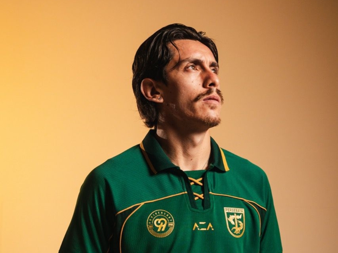99 Tahun Persebaya dalam Satu Jersey: AZA Hadirkan Anniversary Jersey ...